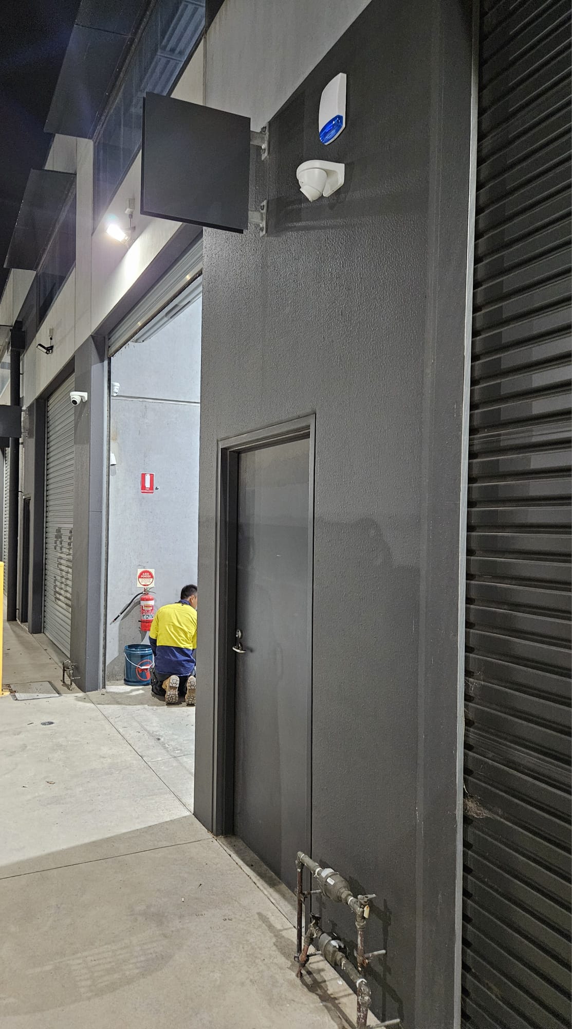 How to choose the right security for your business? - Jim's Security